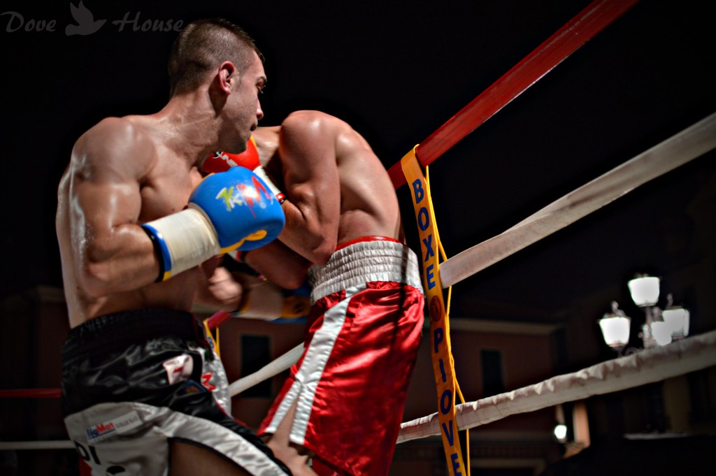 La grande boxe sotto la torre - 23/07/2016 - Luca Rigoldi