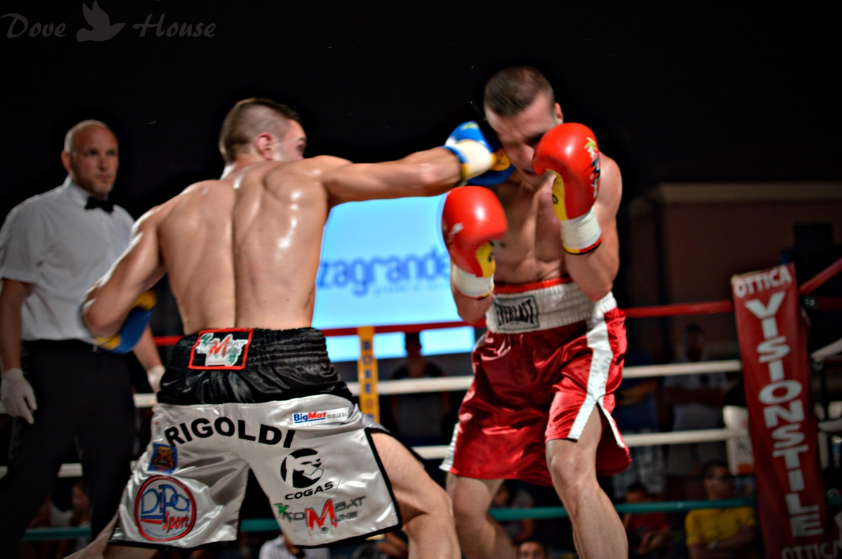 La grande boxe sotto la torre - 23/07/2016 - Luca Rigoldi